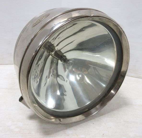 Antique Fire Truck Headlight - Albrecht Auction Service