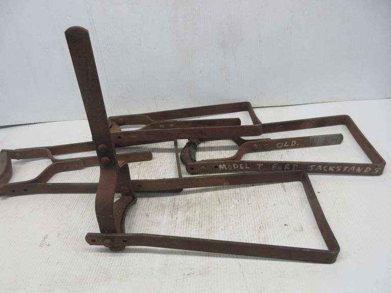 (4) Model T Ford jack stands - Albrecht Auction Service