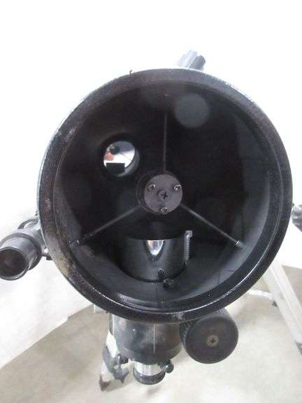 Meade Electronic Telescope, Model No. 114EQ-DH, has some dents, some ...