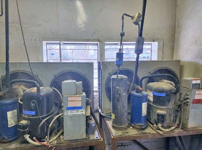 Mueller 1500-Gallon Milk Tank, Proform III Tank Controller and Washer ...