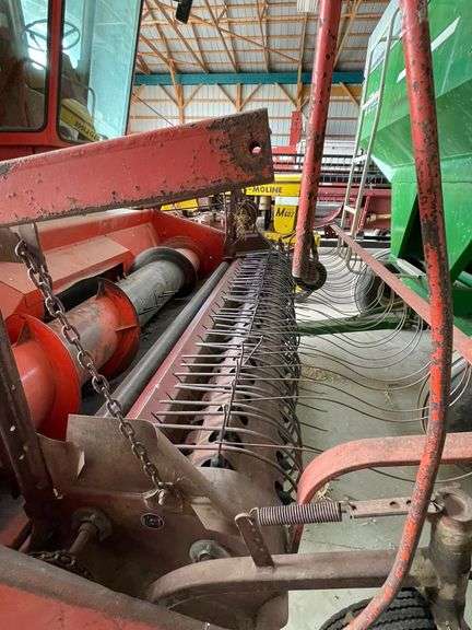 This item Selling ABSOLUTE! ~~~ Case 660 Edible Bean Combine, Pick-Up ...