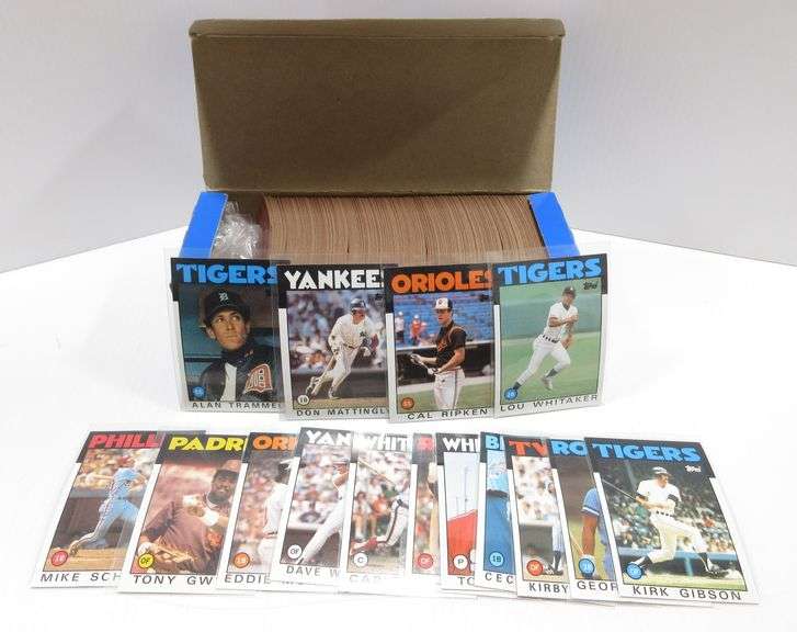 1986 Topps Vending box, contains approx. (400) cards, with many Hof's ...