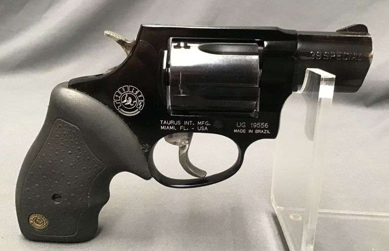 Taurus Ultra-Lite .38 Special Revolver, with (2) HKS Speed Loaders and ...