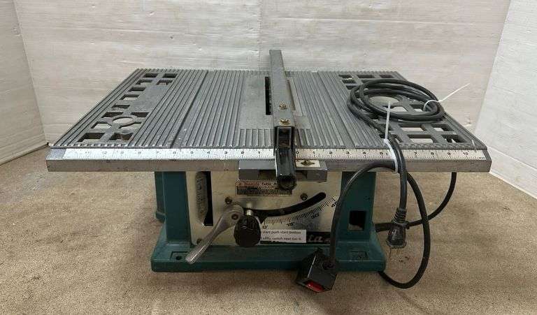 Makita 2708 table saw, works, need switch hook up to saw, good ...