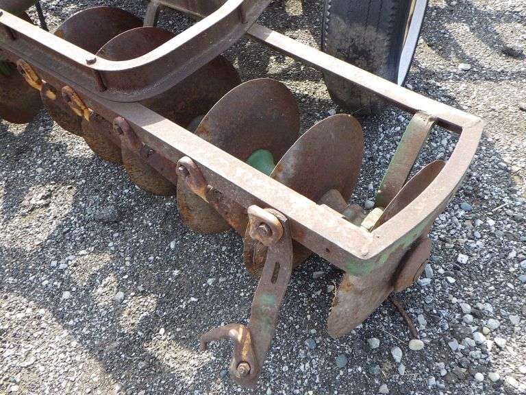 John Deere 8' Transport disc with John Deere Cylinder, in good ...