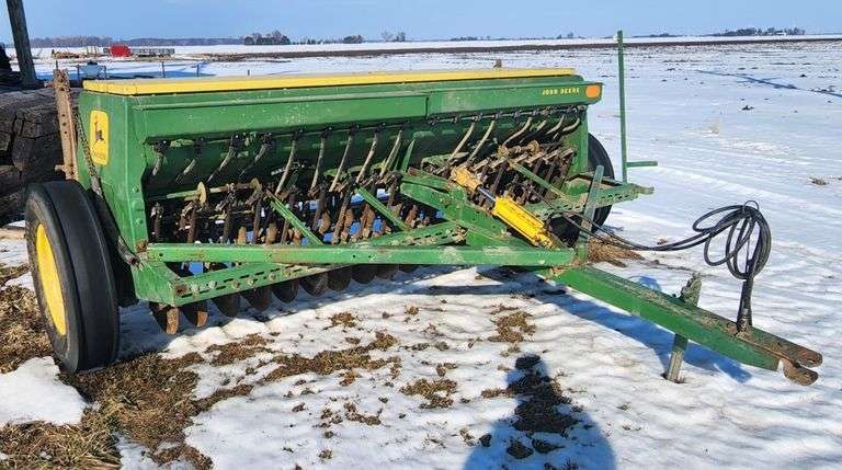 John Deere 8350 Grain Drill, 10' Working Width, 18-Hole, 7" Spacing ...