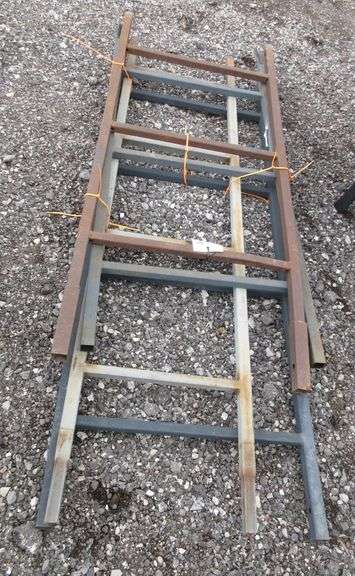 (4) Ladder tree stand extensions - Albrecht Auction Service