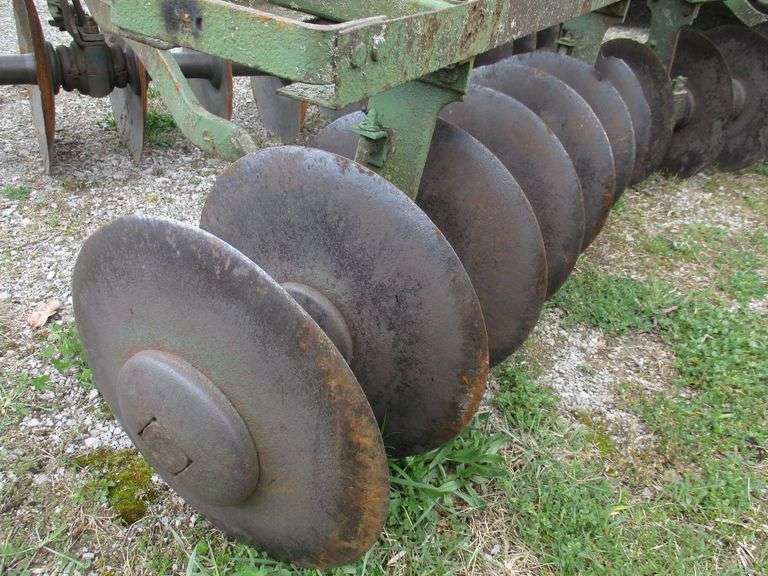 7' Three-point disc, good for food plot - Albrecht Auction Service