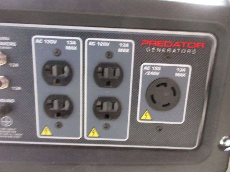 Predator 4000 gasoline generator, starts first pull, Rec 90 gas in tank ...