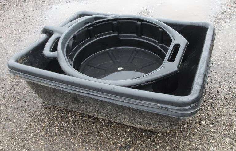 (4) Oil change catch pans, include: 1- With spout, 23 1/4"W x 18"D, to ...