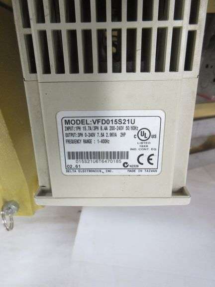 Powermatic Lathe, Model No. 3520B, 50"L, 2 HP, 220V, 1-phase, with Super Nova woodturning chuck ...