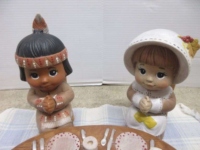 Ceramic thanksgiving dinner set, include: 2- Pilgrims, 2- Indians ...