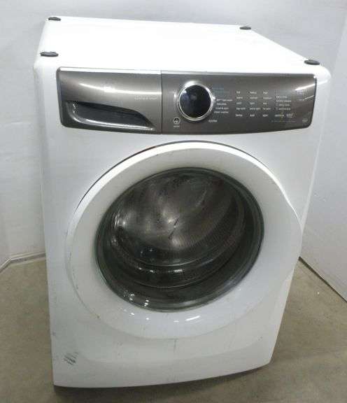Electrolux luxcare washer, 27"W, shows wear - Albrecht Auction Service