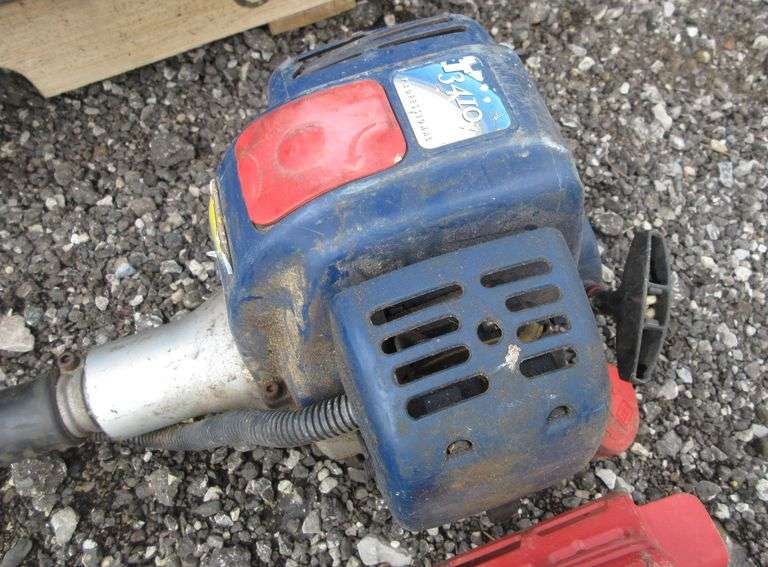 (2) Shindaiwa trimmers for parts or repair, as is - Albrecht Auction Service