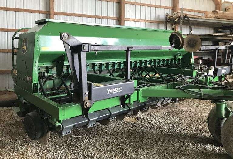 John Deere 1590 No-Till Drill, 15' Working Width, 7 1/2" Spacing, All ...
