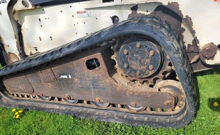 2003 Bobcat T300, Most Popular Model Bobcat Track Loader, Kubota Motor ...