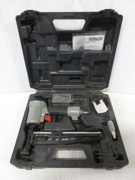 Porter Cable 16-Gauge finish nailer, Model No. FN250A with case, used ...