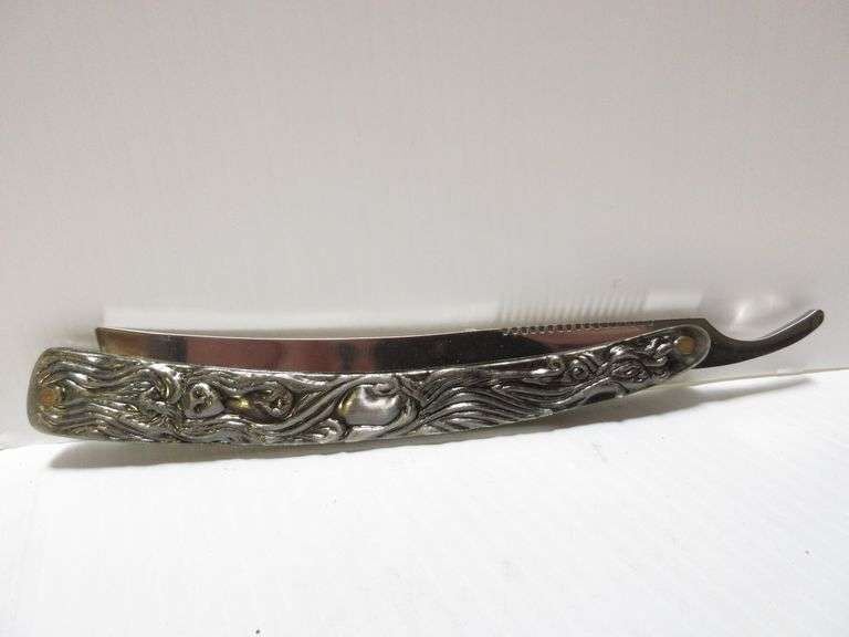 Ornate benevolence straight shaving razor, in wood case, very nice ...