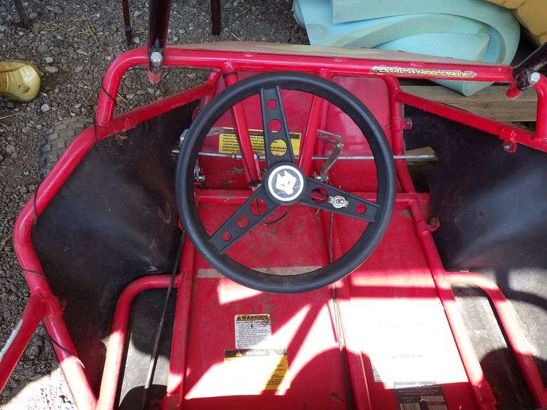 Hyper Fox go-kart two-seater, 126cc, 5 HP, fresh gas and plug, may need ...