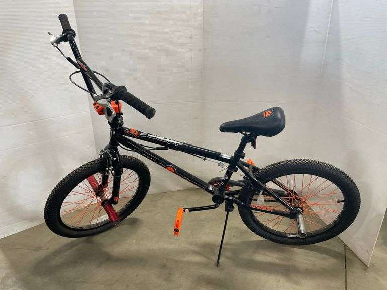 Mongoose 20" trick bike, great - Albrecht Auction Service