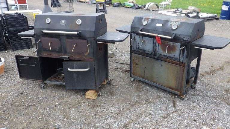 Pair of brinkmann professional dual zone charcoal grills, include: 2 ...