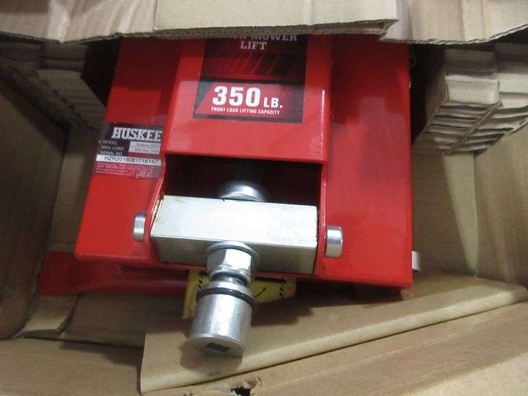 Huskee universal lawn mower lift, 350 lb. front load lifting capacity ...