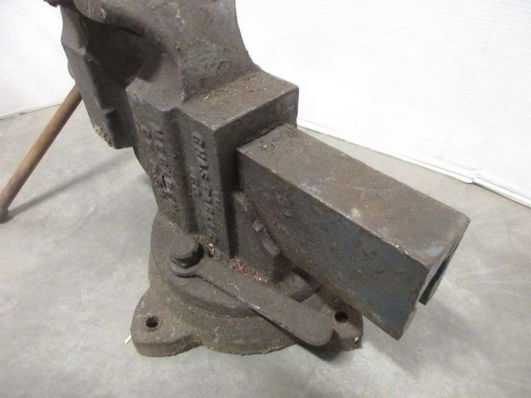 Large antique Chas Parker vise, jaws- 5"W, has surface rust - Albrecht ...