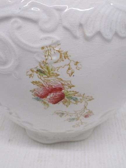 Older Victorian menelik porcelain wash basin and pouring pitcher, Wash ...