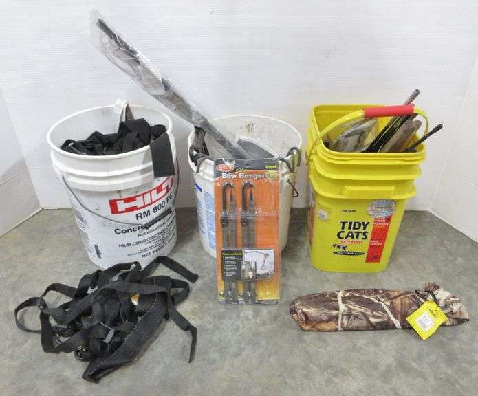 (3) 5-Gallon buckets, with hunting straps, hunting stakes, tie downs ...