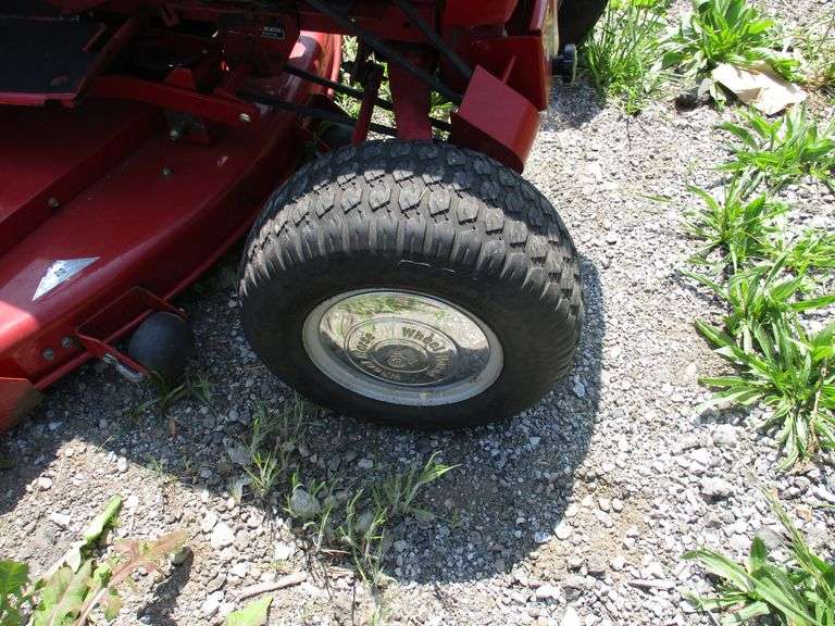 Wheel Horse 520-H Garden Tractor with 48" cutting deck, snowblade ...