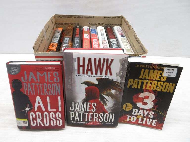 (11) James Patterson Novels - Albrecht Auction Service