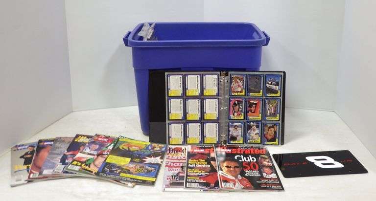 Complete set of 1991 Maxx Race card collection 240-cards in binder ...