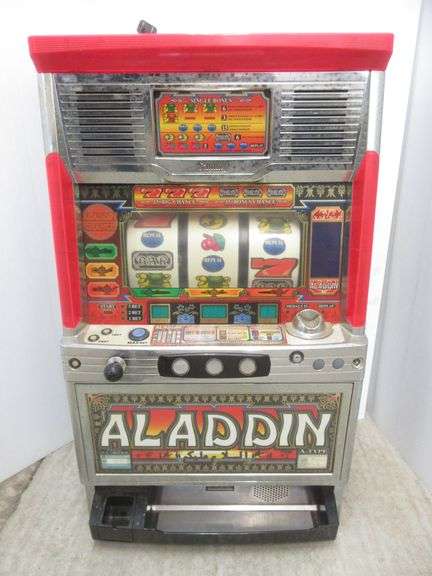 Sammy japanese slot machine with tokens, 18"W x 32"H - Albrecht Auction ...