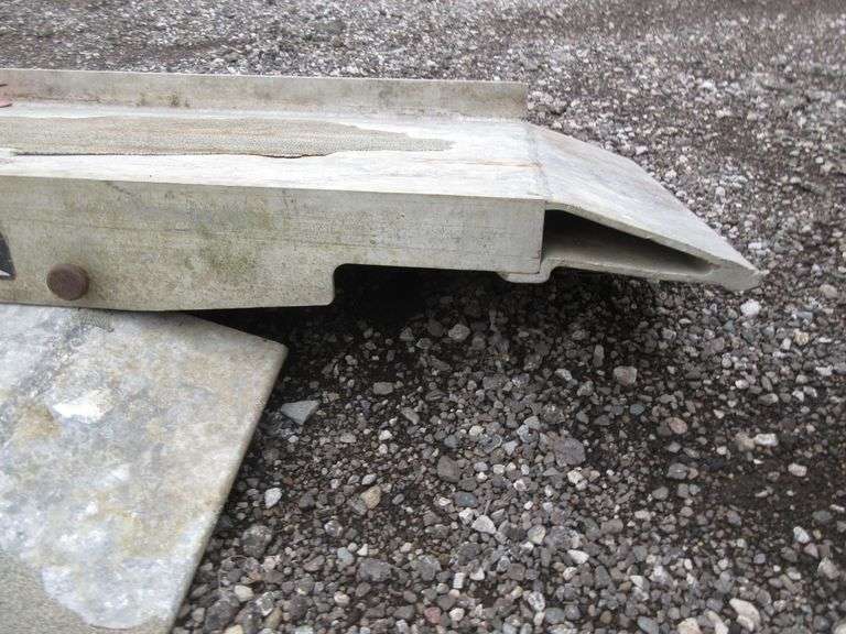 Magliner 14' x 18" omni dual aluminum ramps from professional race ...