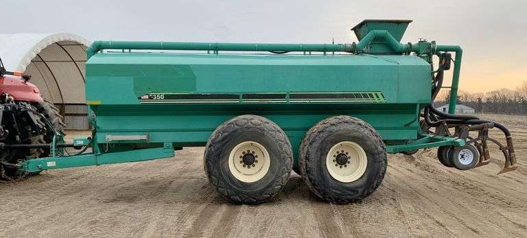 Houle 5350 Manure Tank, Top Fill, 5-Shank Injector Toolbar with 14 ...