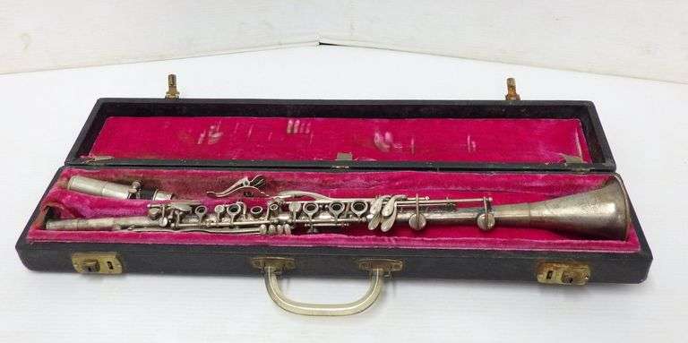 Cavalier Metal Clarinet, has some condition issues, but still a nice ...