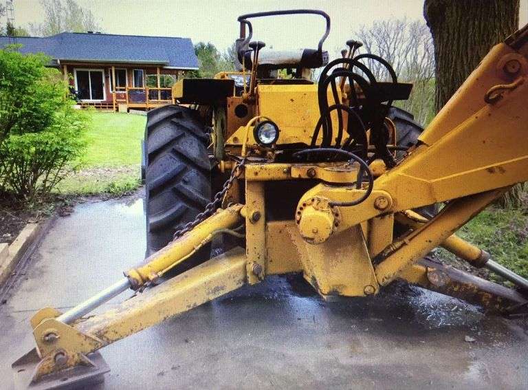International 3114 Backhoe, 3616 Diesel, 6-Cylinder, 17' Reach, 2 ...