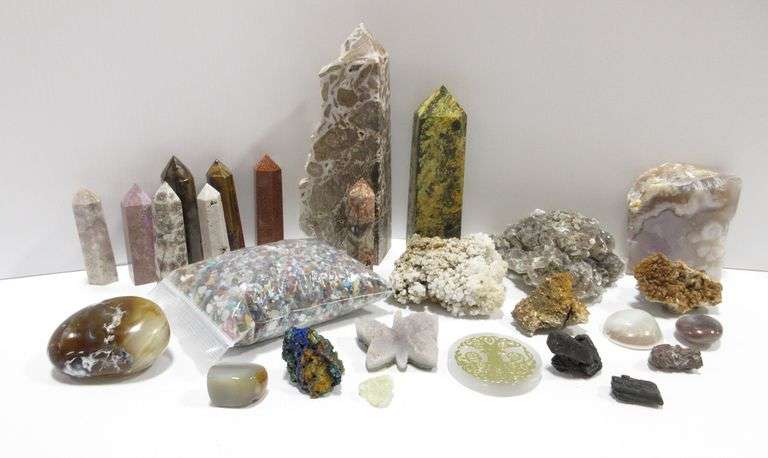 Mixed crystal chips bag, Coral calcite, Pineapple calcite, Flower agate ...