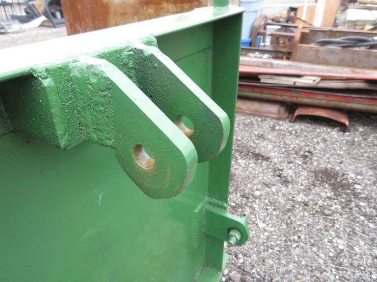 3-Point hitch platform, 36"W x 42"D - Albrecht Auction Service