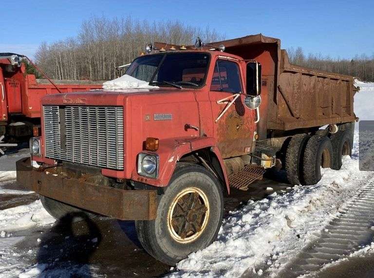 1982 GMC Brigadier dump truck, VIN: 1GDT9C4Z9CV584530, Detroit Diesel ...