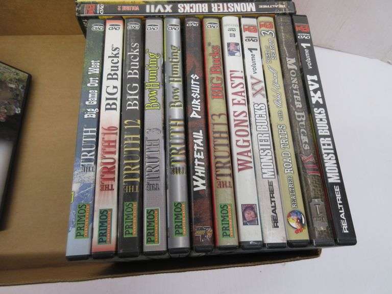 (32) Assorted Hunting DVDs Realtree Monster Bucks, Bow Hunting, Ted ...