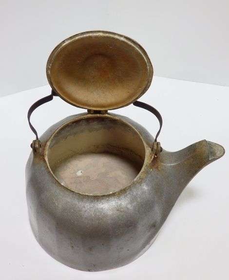 Heavy Wagner ware sidney antique colonial tea kettle with wood and ...