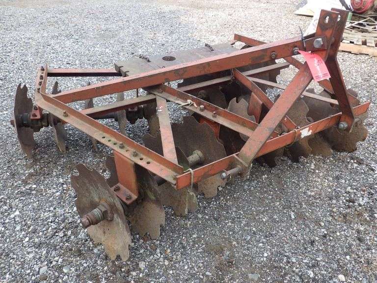 Massey Ferguson Cultivator 3-Point with weight reel disc, 7'Across, 17 ...