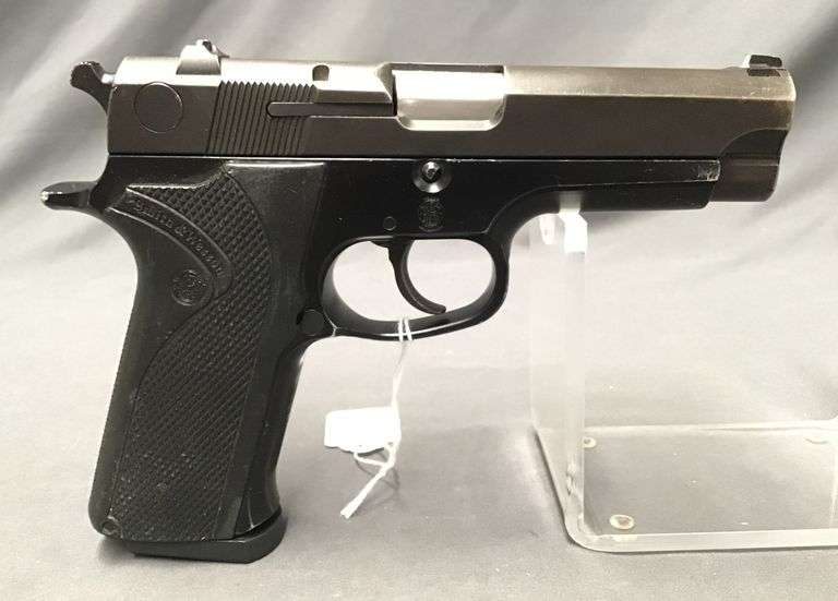 Smith & Wesson Model 915 9mm, The Last of the S&W Aluminum Framed Semi ...