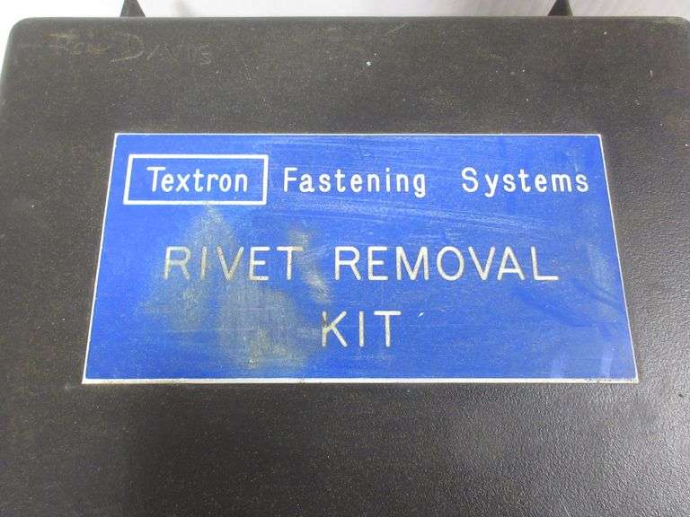 Textron fastening system rivet removal kit, good - Albrecht Auction Service