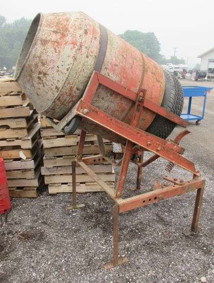 3-Point cement mixer, Transmix, works great - Albrecht Auction Service