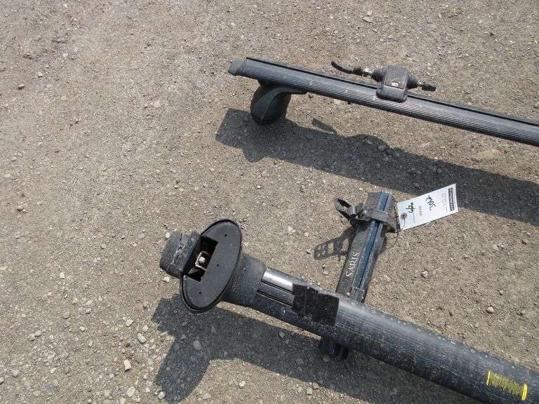 Saris vehicle roof rack, 54" mounting fit, good - Albrecht Auction Service
