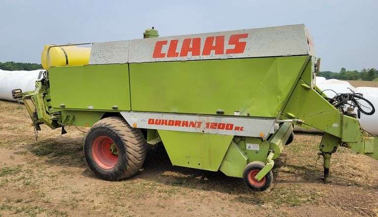 CLAAS 1200 RC 3'x4' Baler, Has Large 1000 PTO, Pre-Cutter, Moisture ...