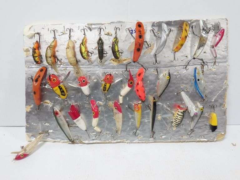 Fishing lures, include: 30 Thin-Fin-Lazy ike, crazy crawlers crabs ...