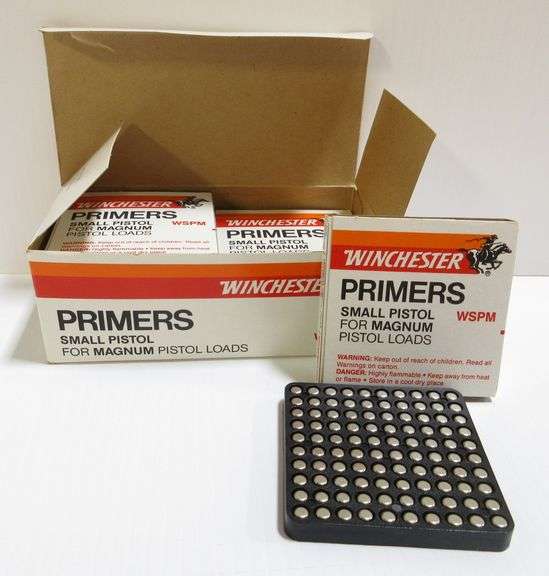 Box of (1,000) Winchester small pistol primers for reloading magnum ...